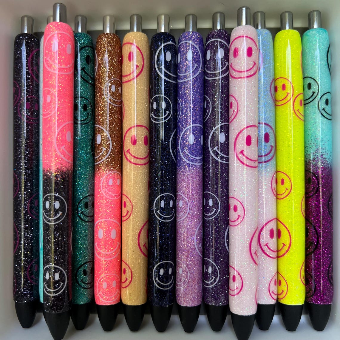 SMILEY FACE Pen | Refillable Gel Pen | Glitter Pen - Etsy