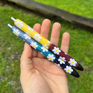 DAISY Pen | Refillable Gel Pen | Glitter Pen - Etsy
