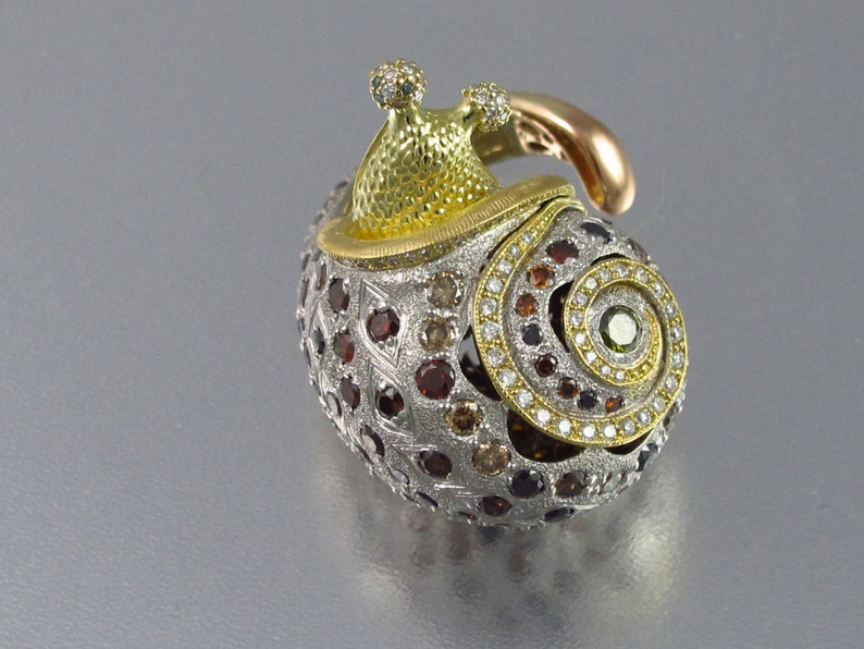 SNAIL Ring and SNAIL Earrings 18k Gold Set With Diamonds. - Etsy