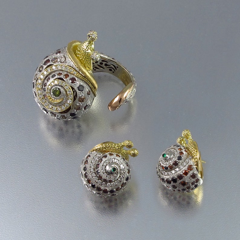 SNAIL Ring and SNAIL Earrings 18k Gold Set With Diamonds. - Etsy