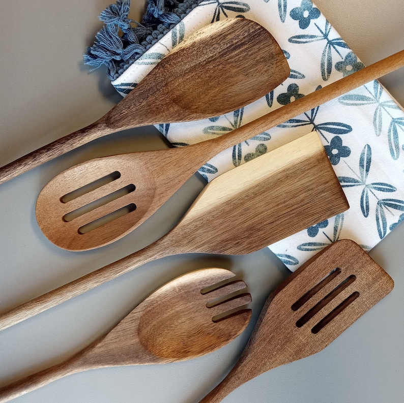 Acacia Wood Spoon Set 5, Modern Farmhouse Wooden Spoons, Kitchen Tools ...