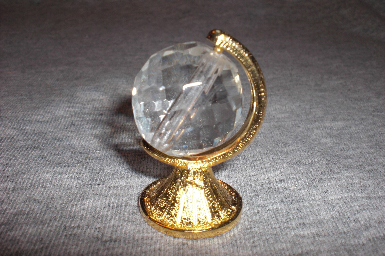 Globe Mini Miniature Collectible Crystal Figurine - Etsy