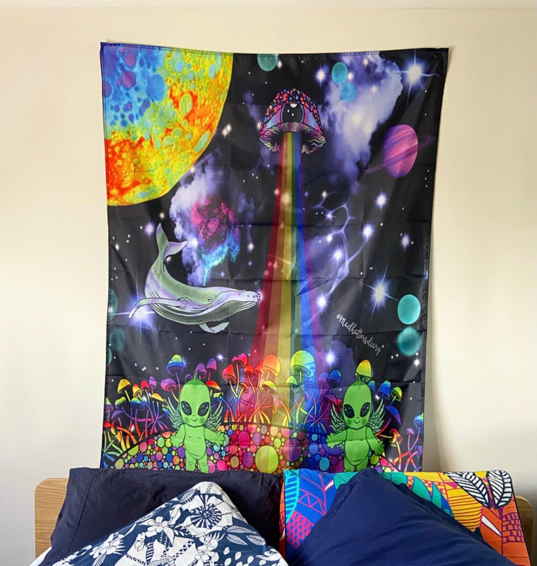 Trippy Alien Tapestry. Mushroom Tapestry Wall Hanging. Psychedelic Home ...