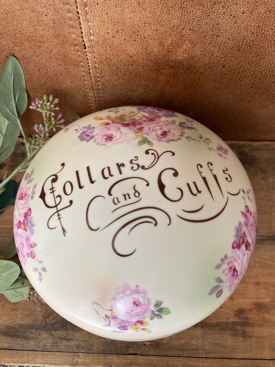 Victorian Style Jewerly Box Trinket Box Collars and Cuffs Porcelain Box ...