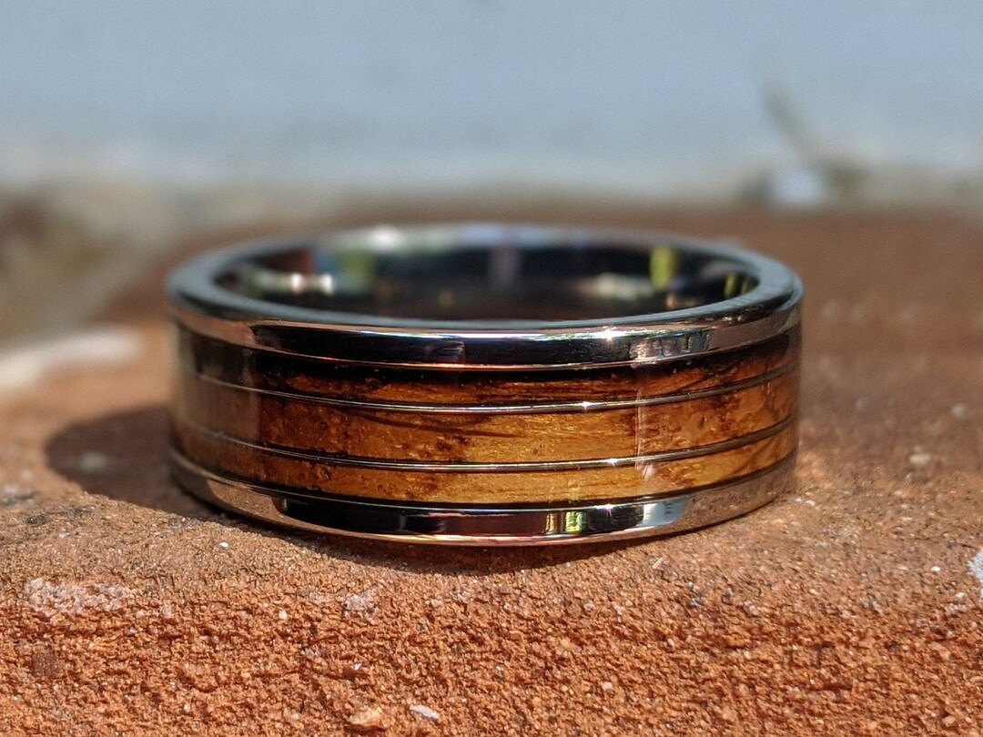 Whiskey Barrel Wood Ring: Guitar String Inlay, Titanium Core - Etsy