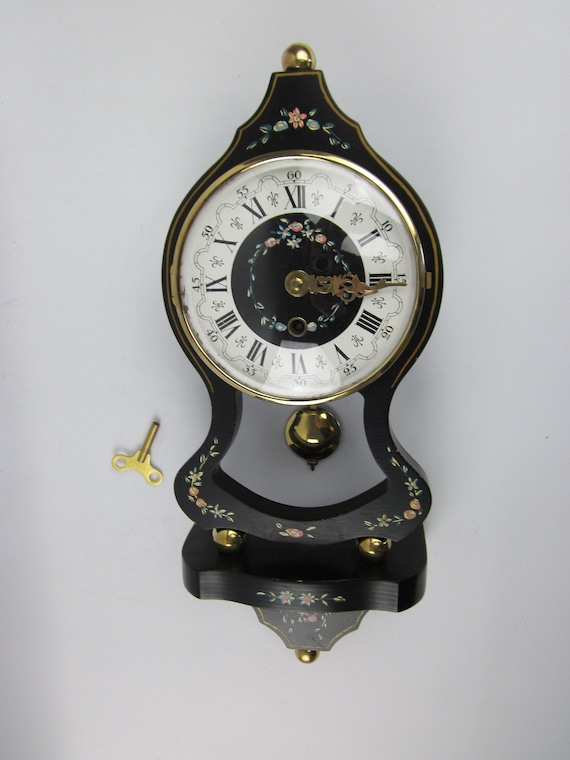 NUFA Hindeloopen pendule klok wandklok hout folk art - Etsy Nederland