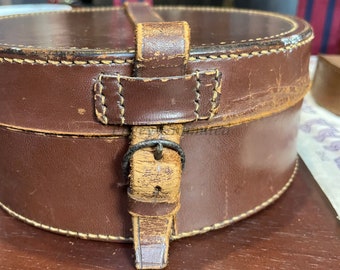 A Vintage Leather Collar Box. Storage for Your Detachable Collars. (CB8 ...