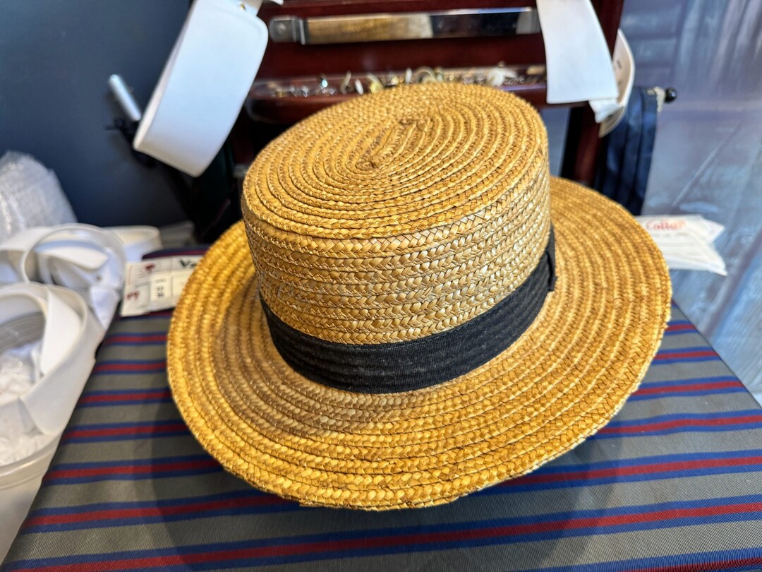 A Vintage Gentleman's Straw Boater Hat With Black Band. Size Approx 7 1 ...