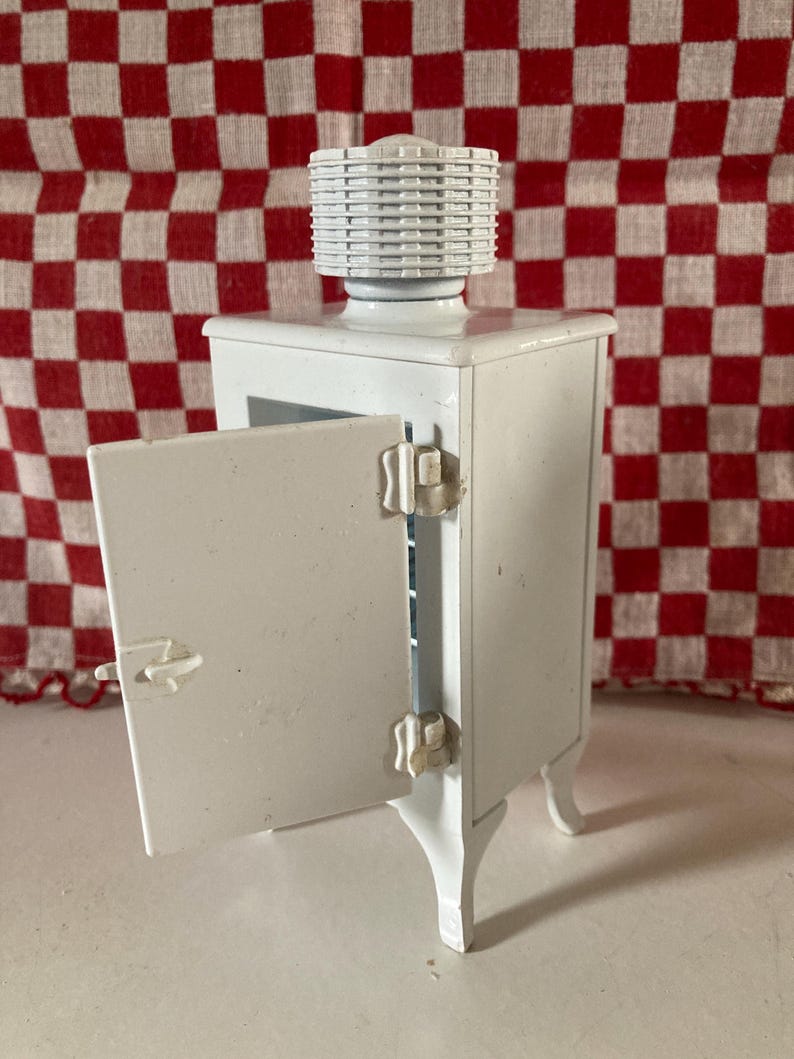 1920 Style Cast Iron American Monitor Fridge. Working Door and ...