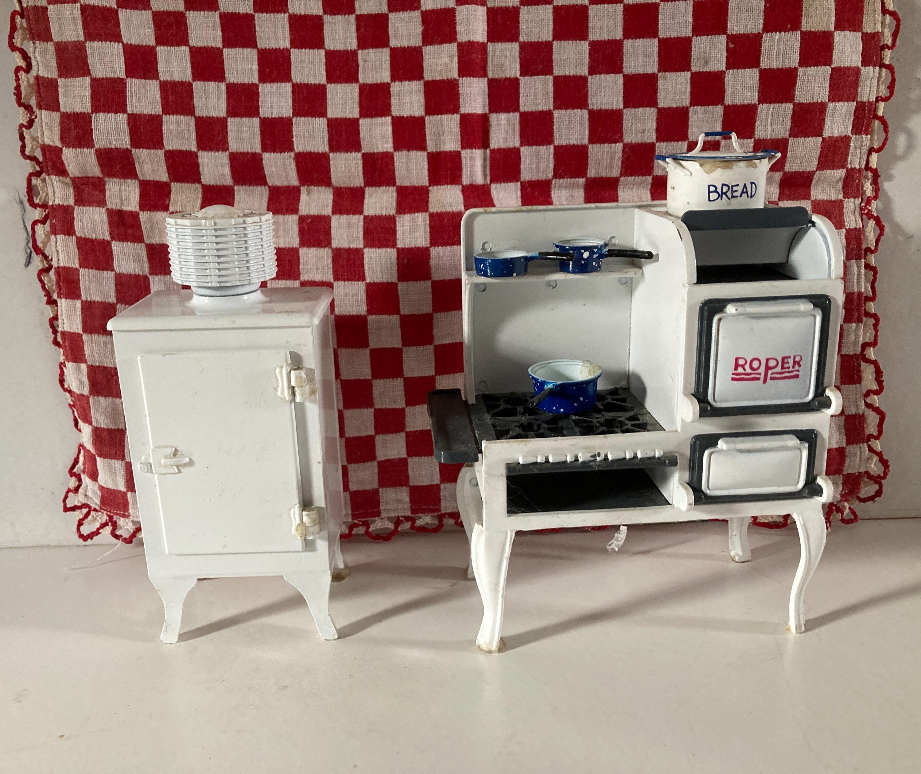 1920 Style Cast Iron American Monitor Fridge. Working Door and ...