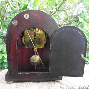 A Working Antique 8 Day Striking Mantel Clock Tameside of Delph- Hirst ...