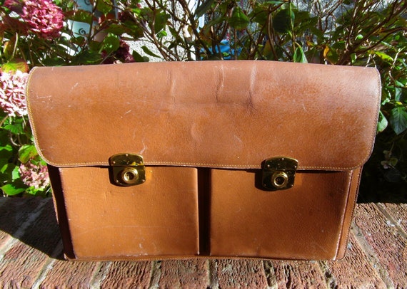 1960s - 1970s Faux Leather School Satchel - Retro TV … - Gem