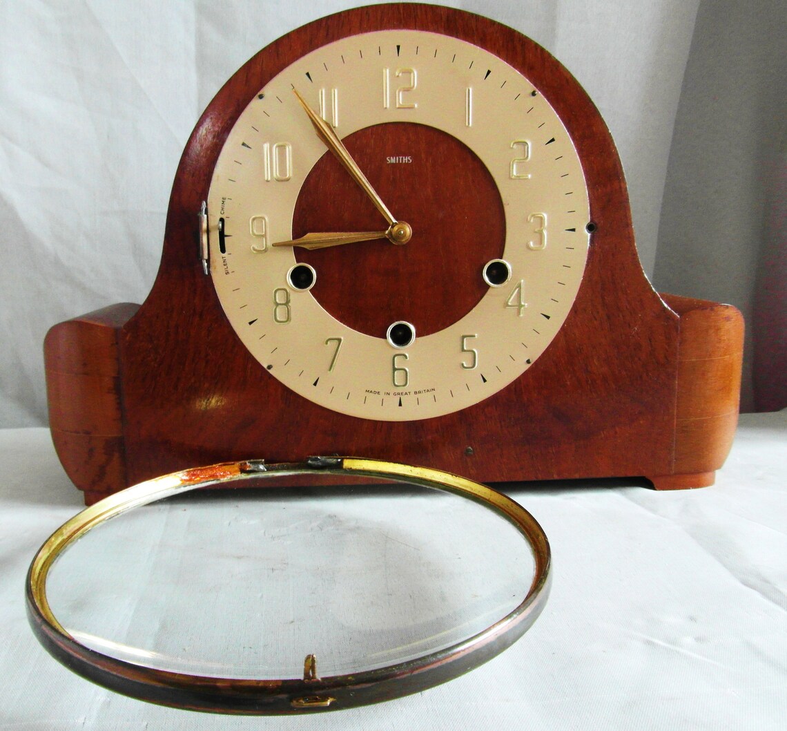 Very Early 1960s Smiths Floating Balance 'Montrose' | Etsy