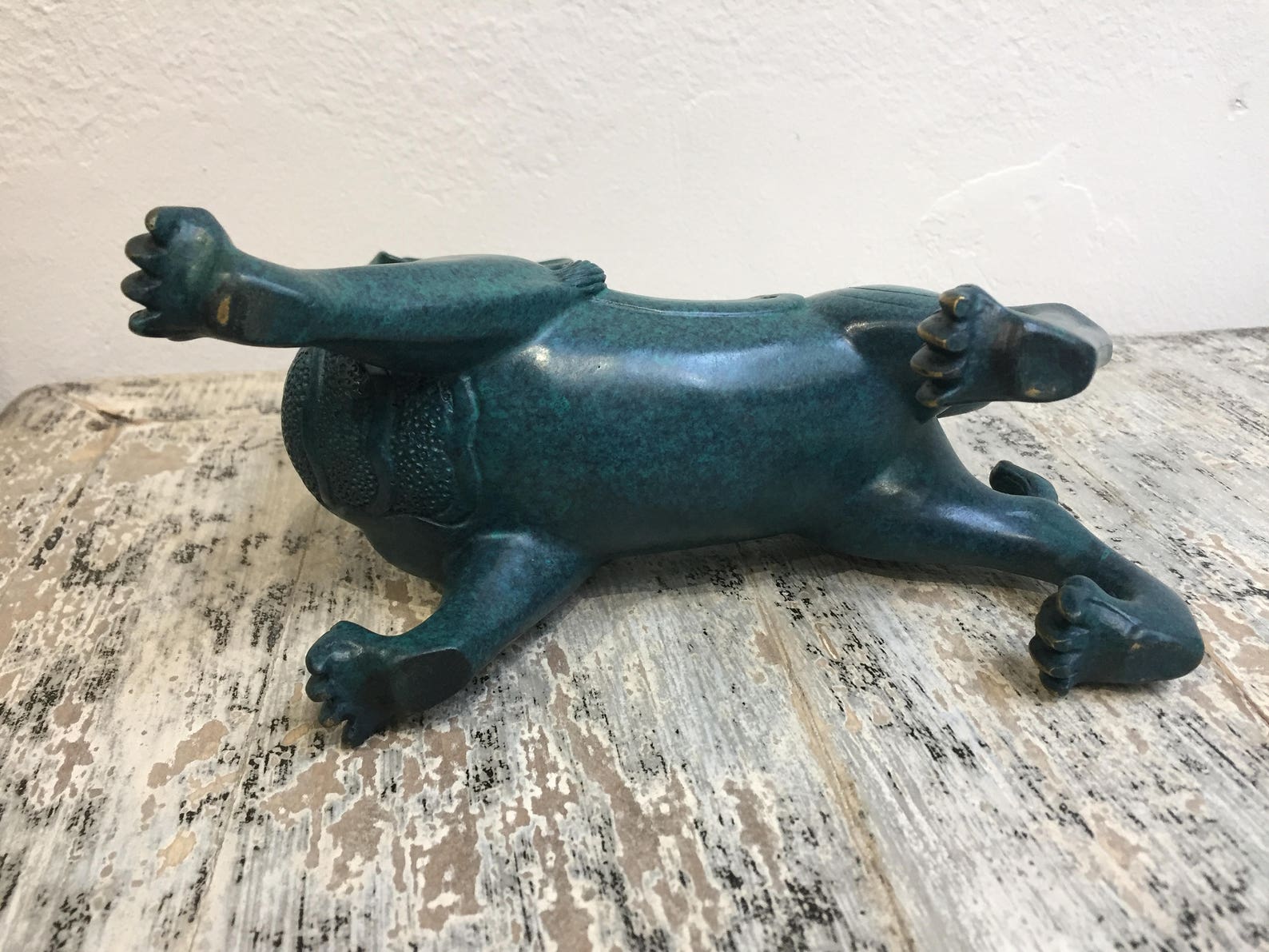 A Pair of Dan Qing Pixiu Sculpture by Feng Shui 風水 Master Wang Ao Foo ...