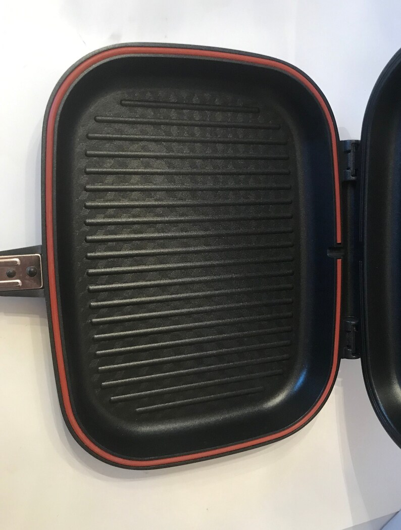 Chef Run Compact Double Sided Grill Pan Omelette Flip Pan Original ...