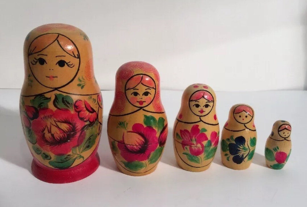 Antique Russian Nesting Doll 5 Piece USSR Russia APTHKYA 3181a - Etsy