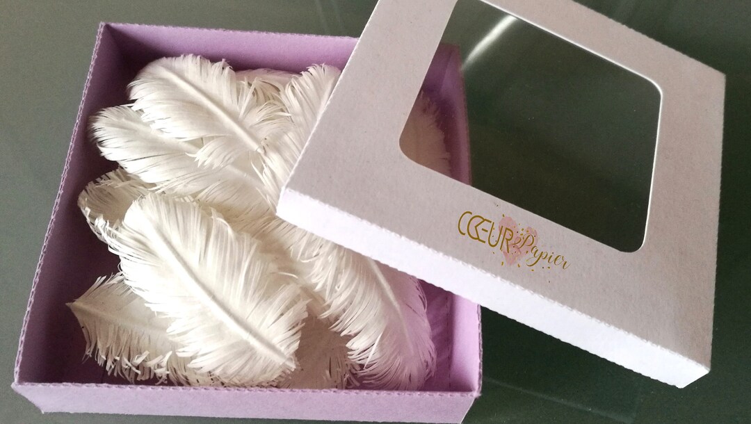 Lot of 21 Mini Vegan Paper Feathers, Mini Artificial Feathers, Table ...