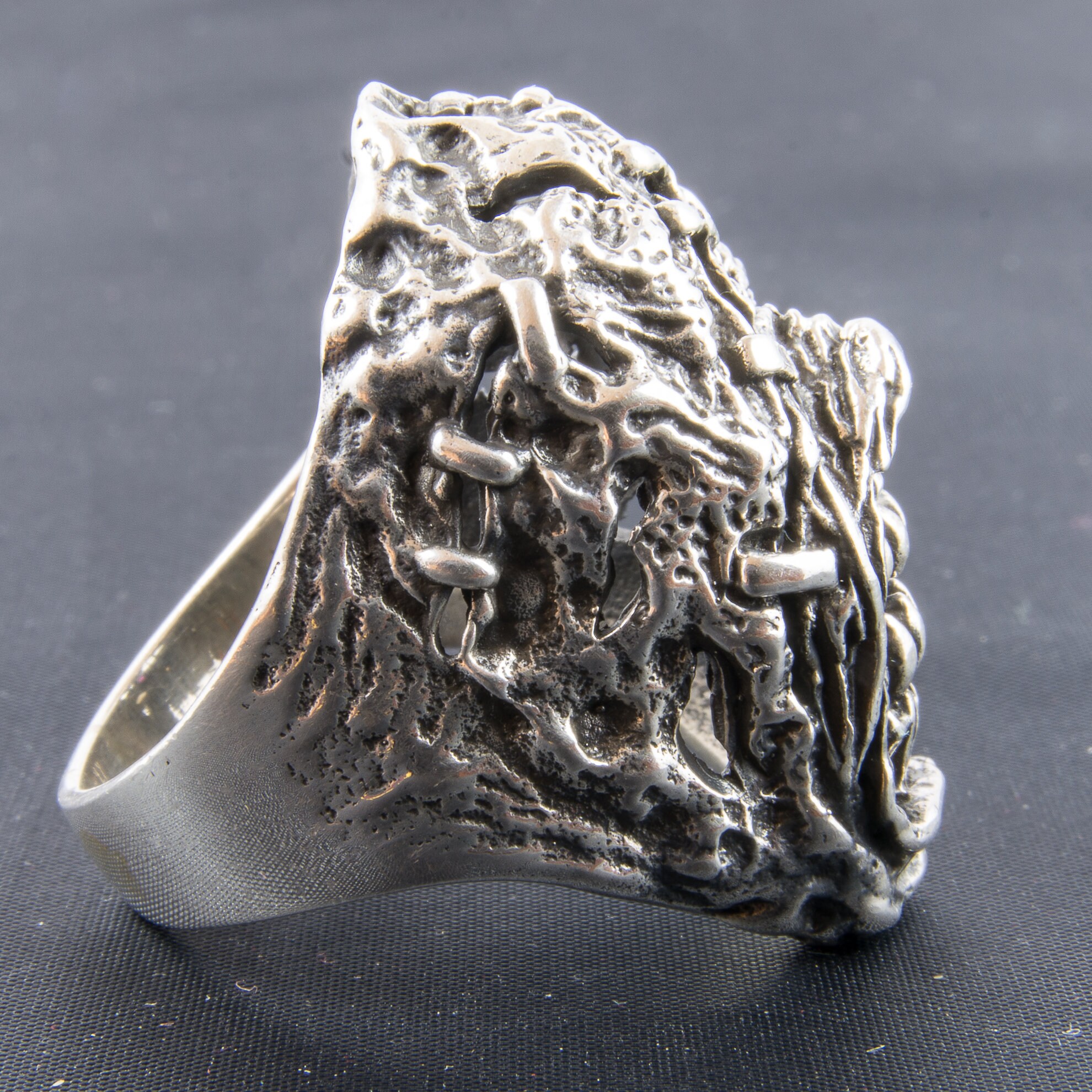 Nemesis Resident Evil Ring .925 Solid Sterling Silver Metal Nemesis Resident Evil Ring .925 Solid Sterling Silver Metal