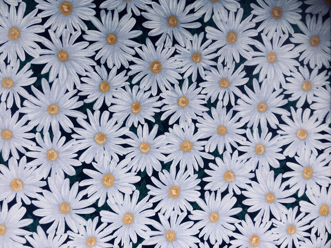 Fat Quarter Gorgeous Daisy Flower Design Perfect for Making - Etsy