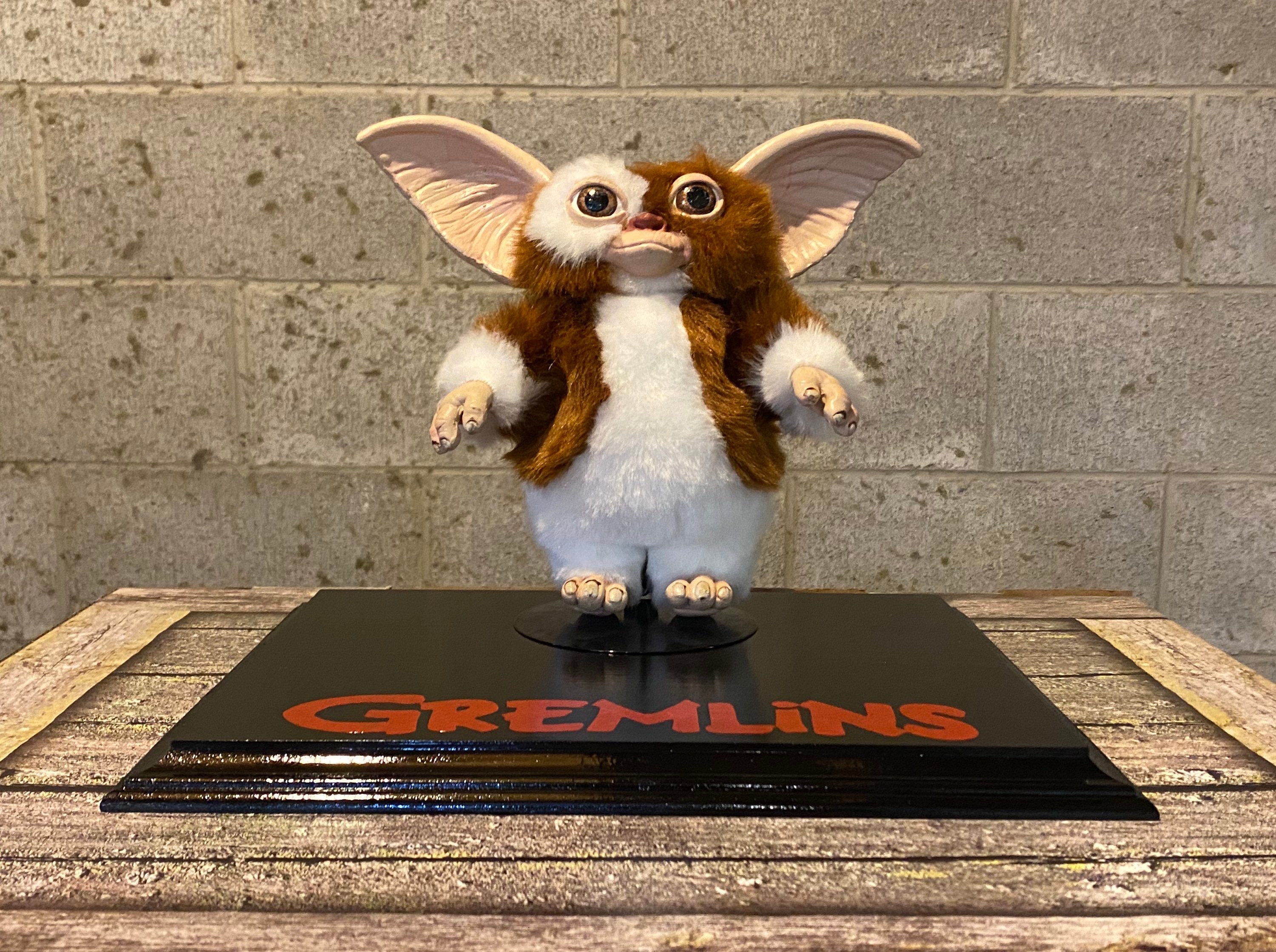 Gremlins Gizmo Mogwai Puppet Prop Display Collectible Custom | Etsy
