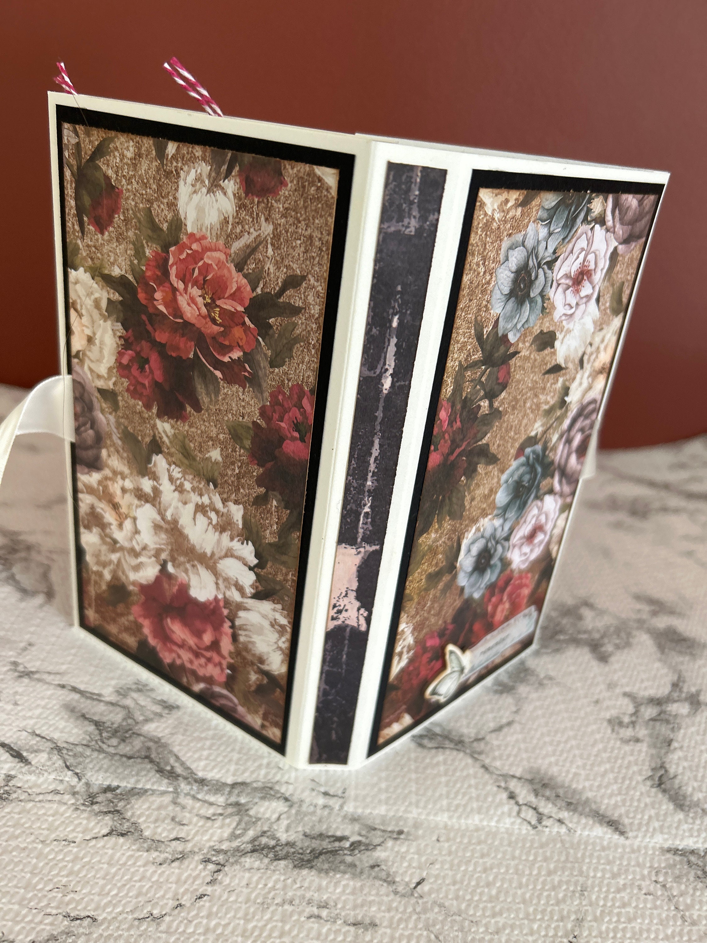 Photo Folio/ Brag Book/photo Album With Flowers/floral Photo Book/ Flip ...