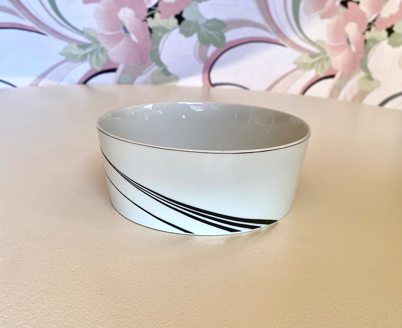 Block Spal White Pearl Serving Bowl Jack Prince Jewels 1980s Style ...