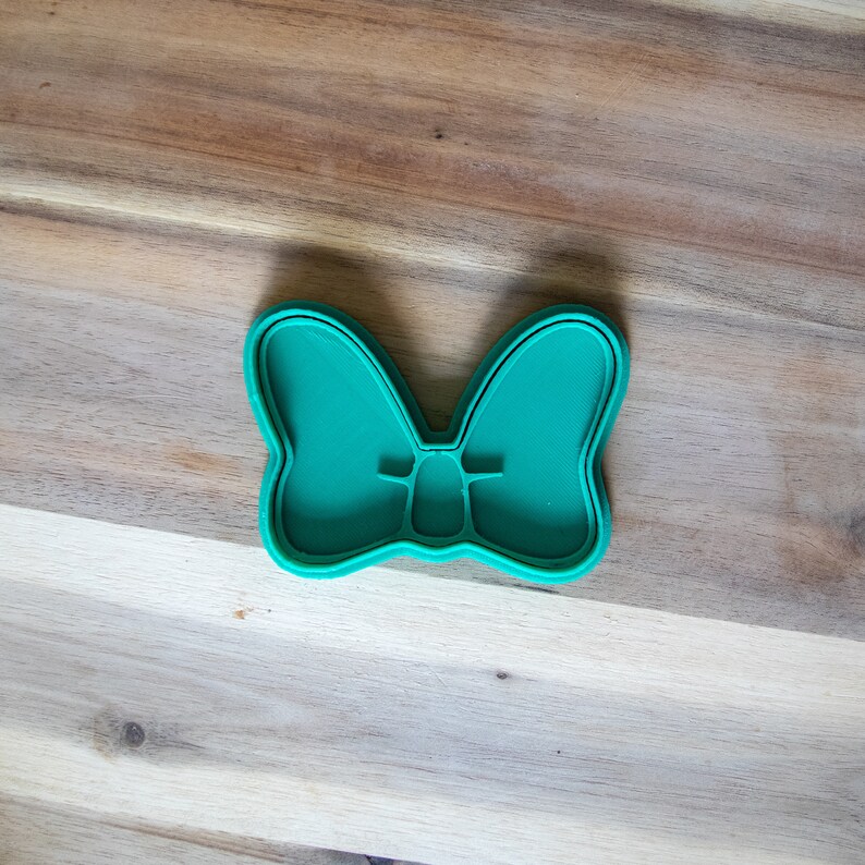 Disney Minnie Mouse Bow Cookie Cutter and Stamp Fondant Tool - Etsy