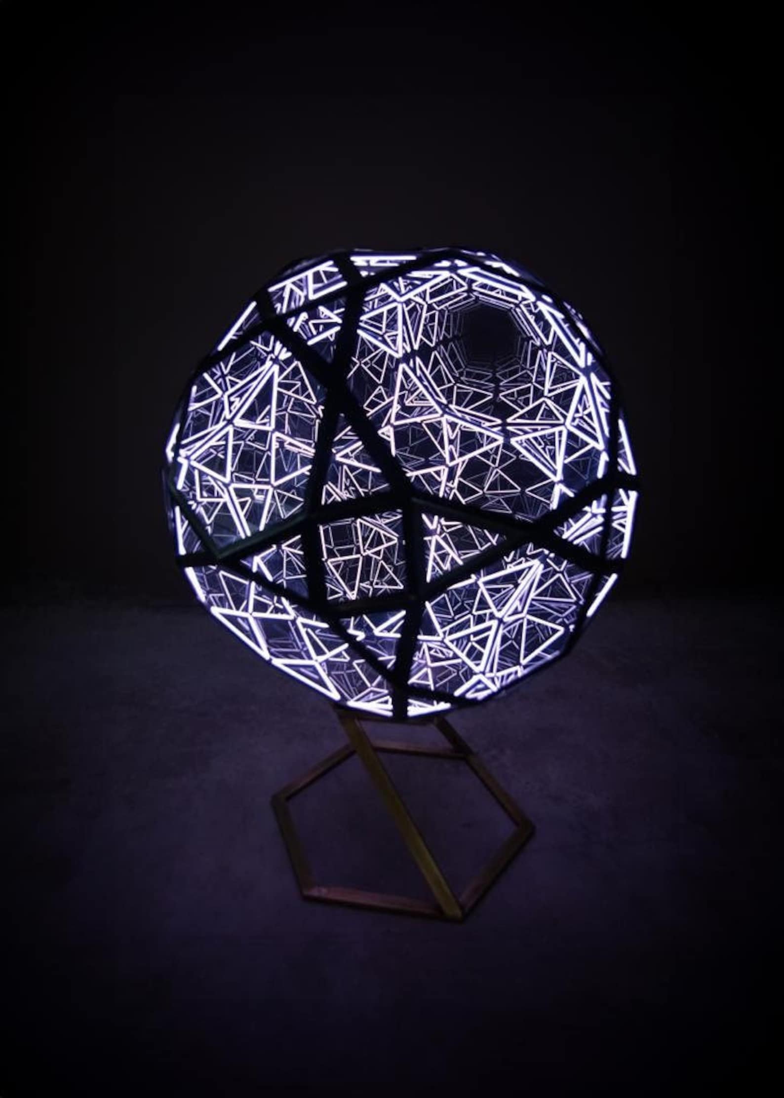 Dodecahedron Sculpture - Icosahedron Sculpture - Infinity Mirror Lamp ...