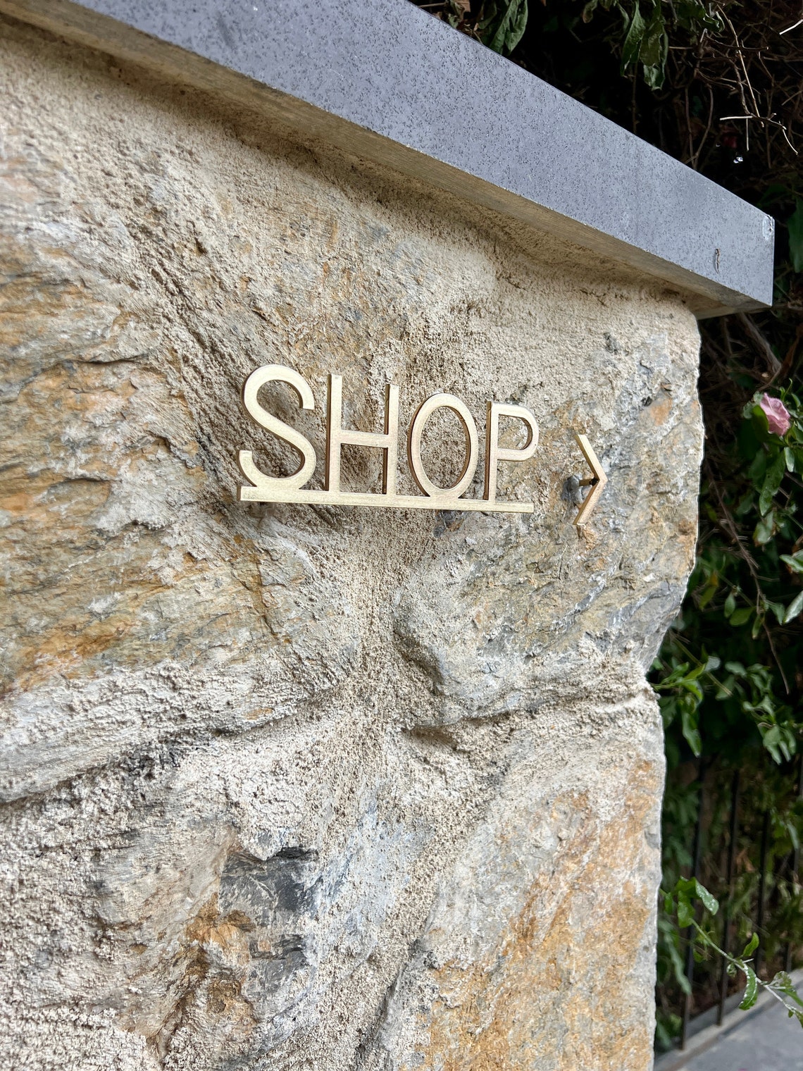 Custom Directional Sign. Hotel Room Directional Signs, Wayfinding Signs ...