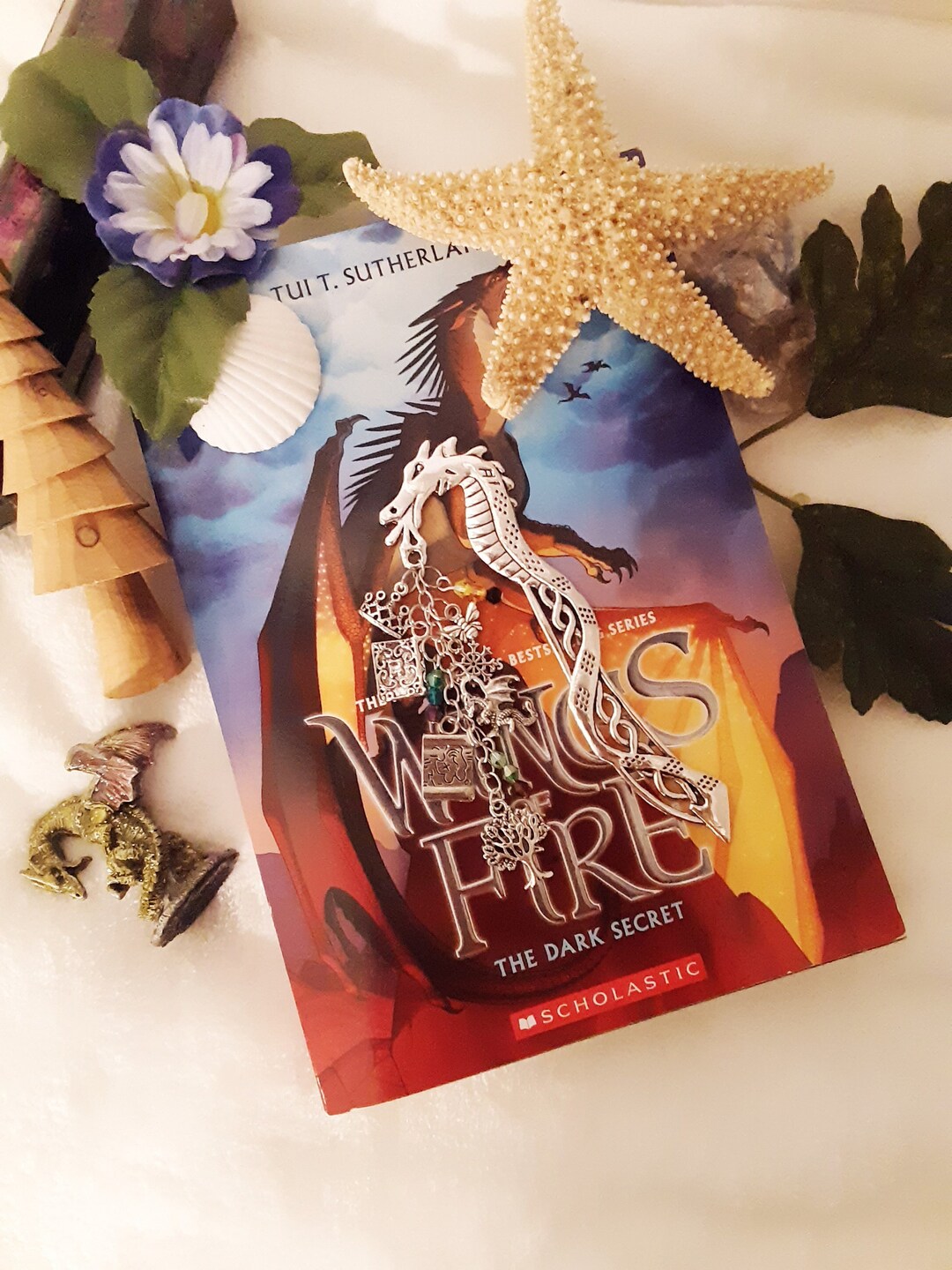 The Lost Continent Wings of Fire Inspired Charm Bookmark - Etsy
