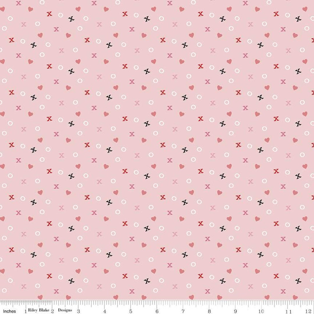Riley Blake Falling in Love - Xs and Os Blush Fabric // Quilting Cotton ...