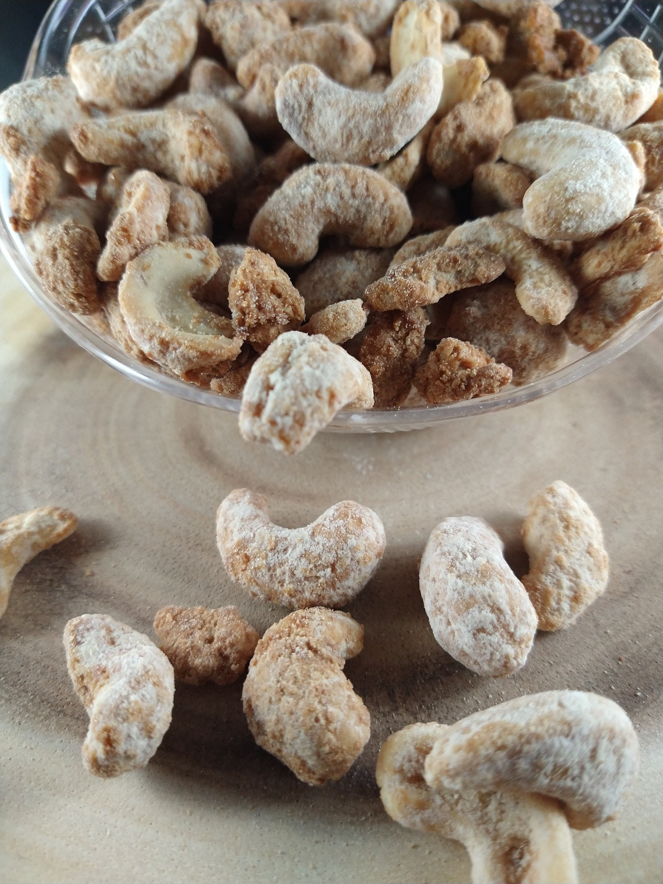 Candied Cashews Sugar Snacks Flavored Nuts Candy Fresh Homemade Candy ...