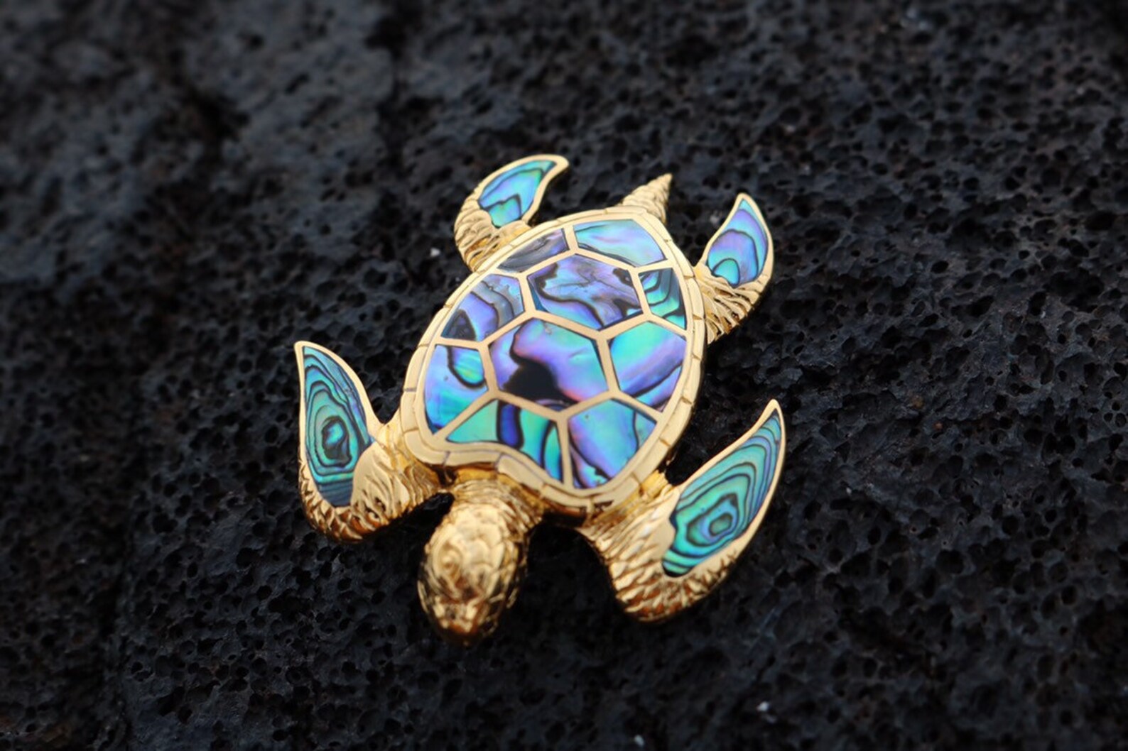 18K Gold Vermeil Green Sea Turtle Necklace Pendant . Hawaiian Honu ...