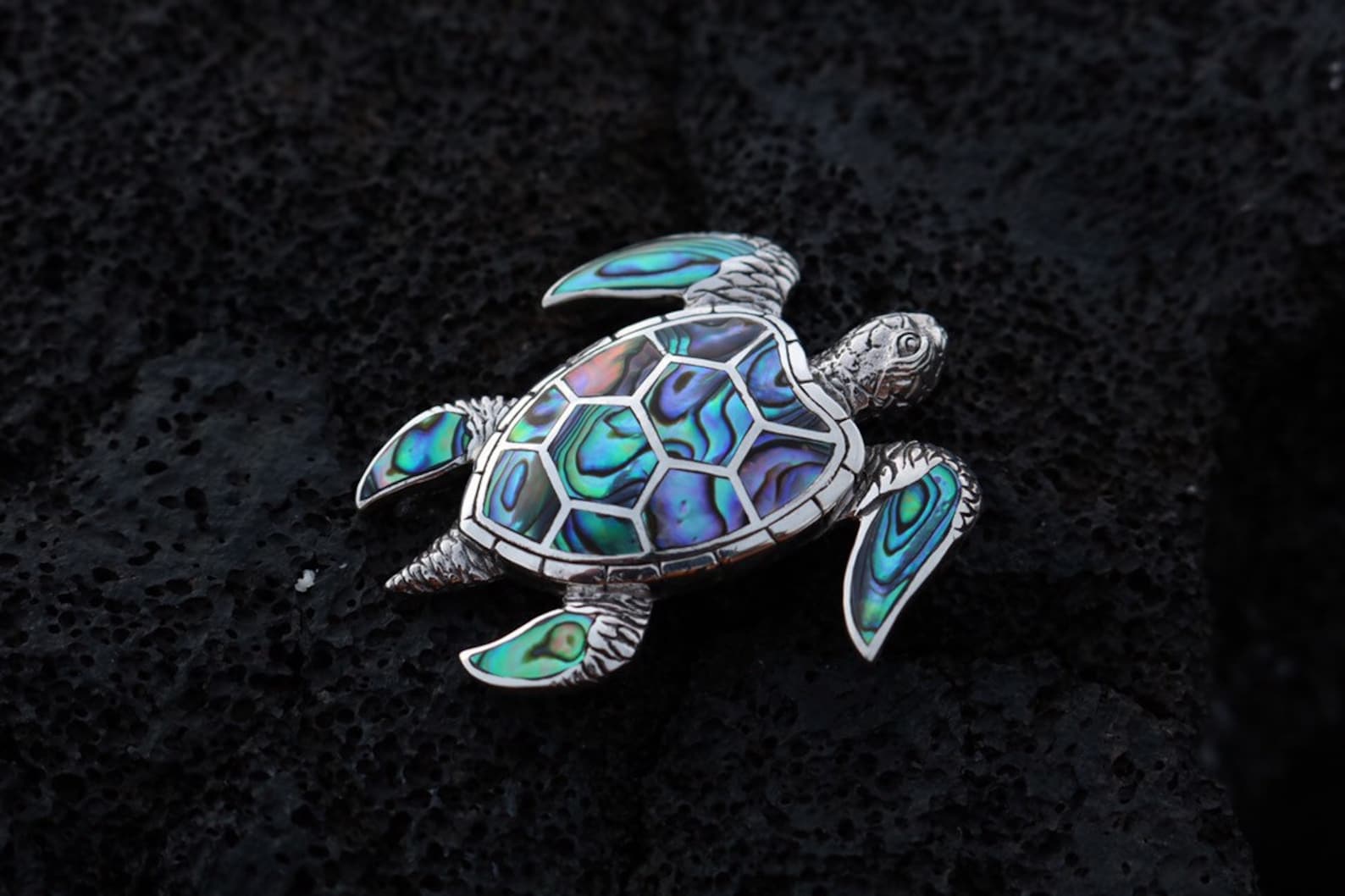 Green Sea Turtle Necklace Pendant. Hawaiian Honu. Sterling Silver ...