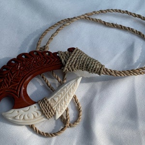 Hawaiian Makau Polynesian Matau Maui Carved Fish Hook Necklace. Bone ...