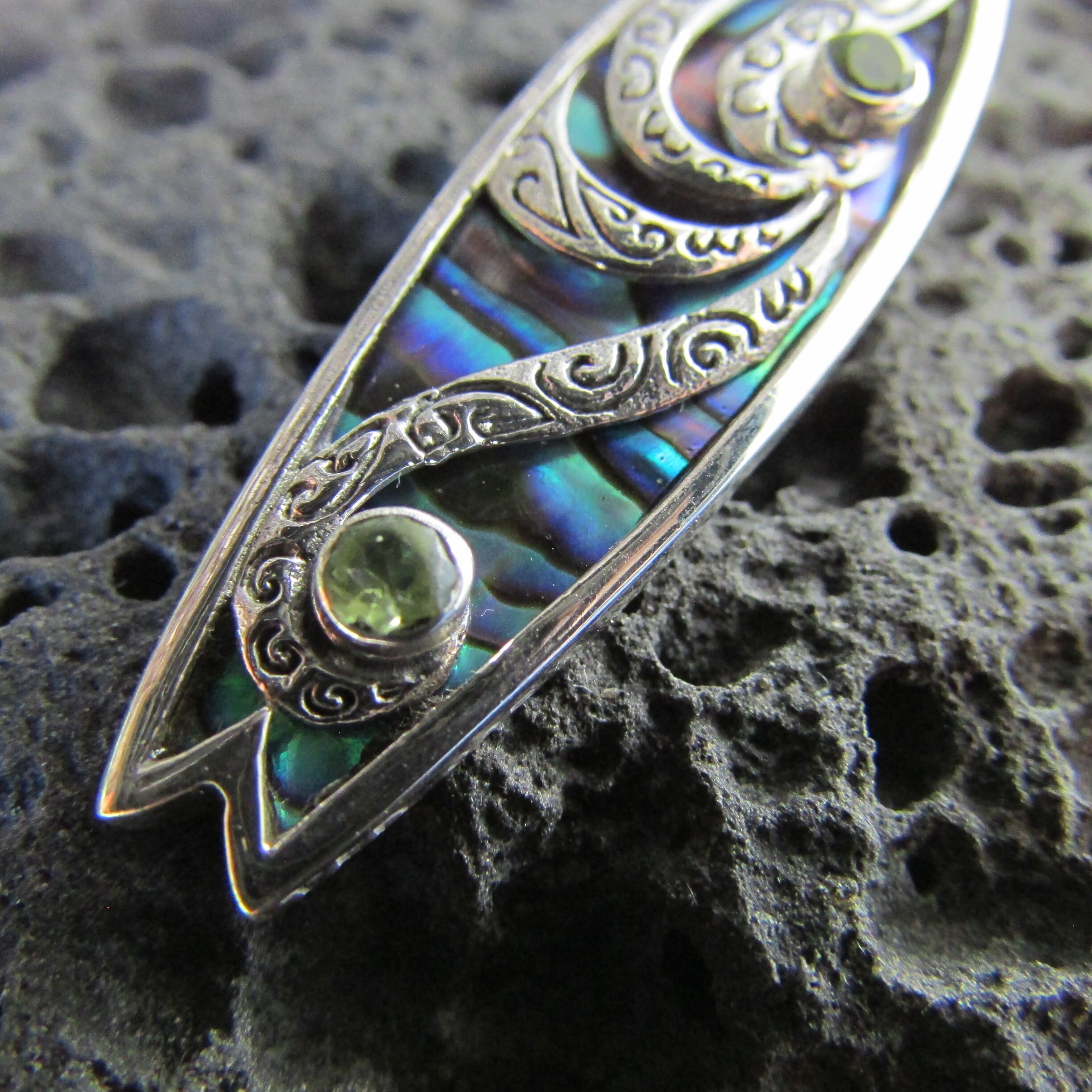 Surfboard Polynesian Tattoo Design. Peridot, Paua Abalone Shell ...