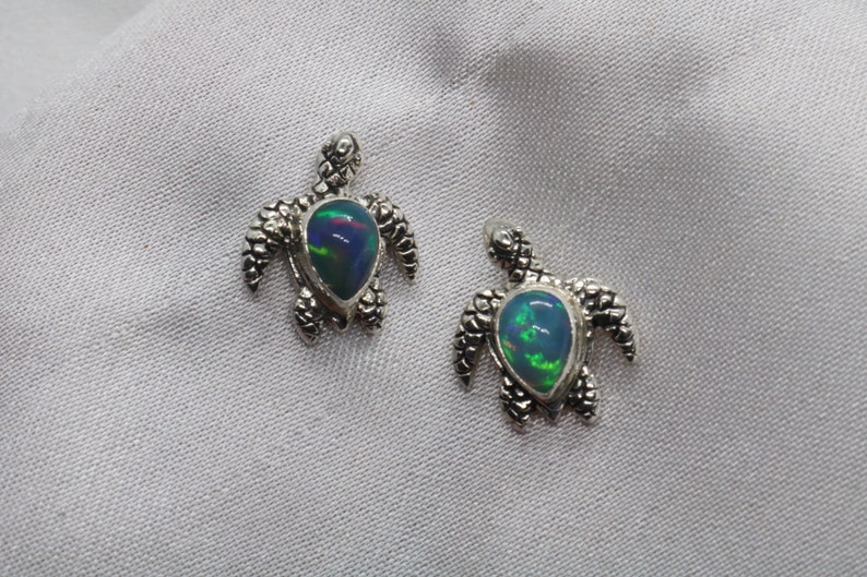 Opal Turtles Hawaiian Honu Silver Mother of Pearl Stud - Etsy