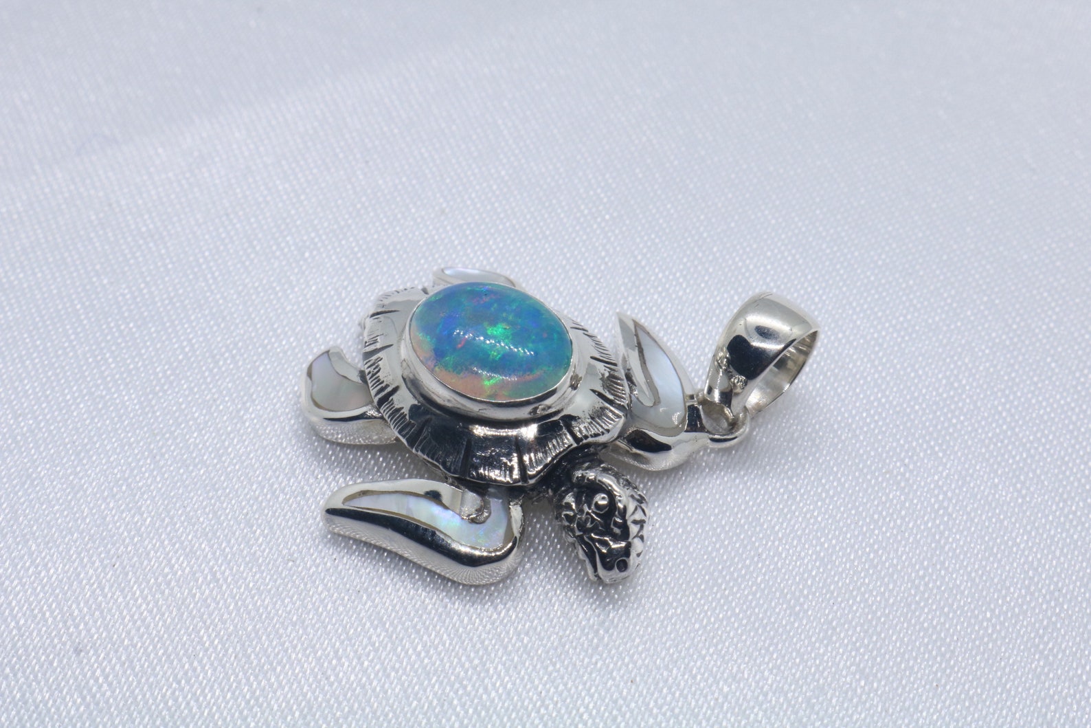 Opal Turtle Hawaiian Honu Silver Mother of Pearl Necklace - Etsy