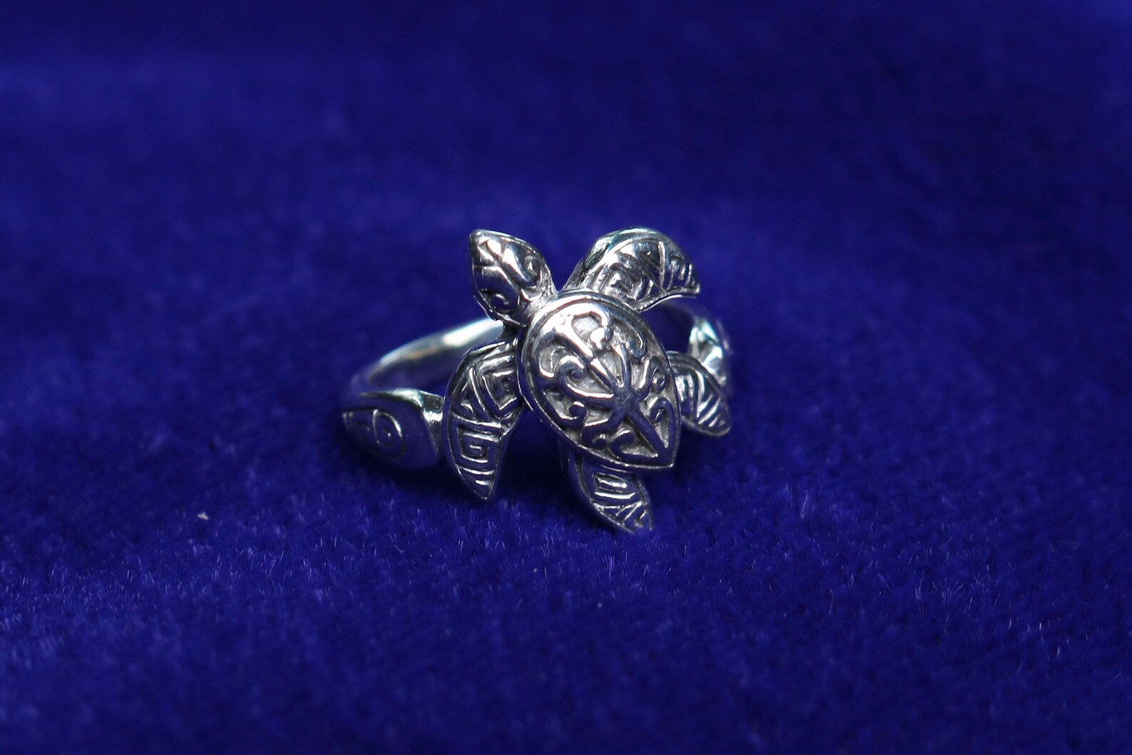 Turtle Ring Tribal Polynesian Hawaiian Tattoo Design Honu. | Etsy