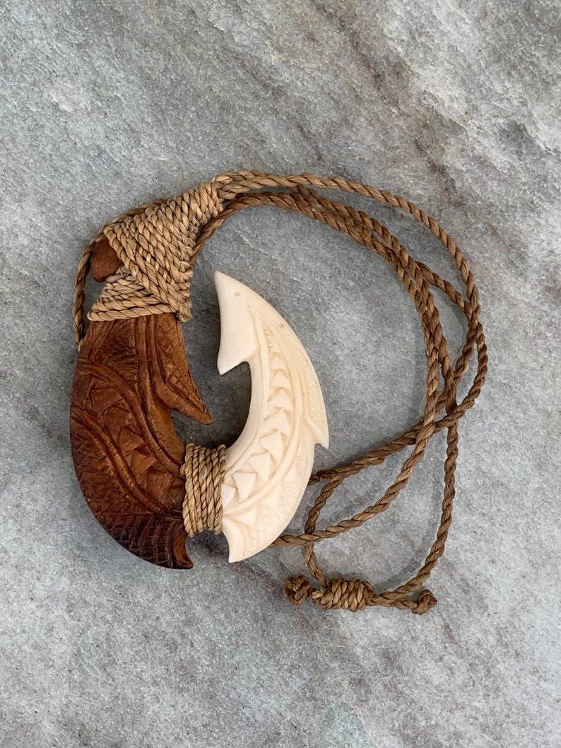 Hawaiian Makau Polynesian Matau Maui Carved Fish Hook Necklace. Bone ...