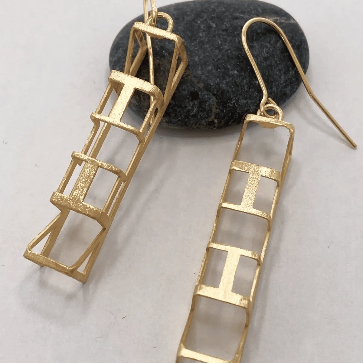 3D Effect Abstract and Contemporary Earrings in Geometric Design - Etsy