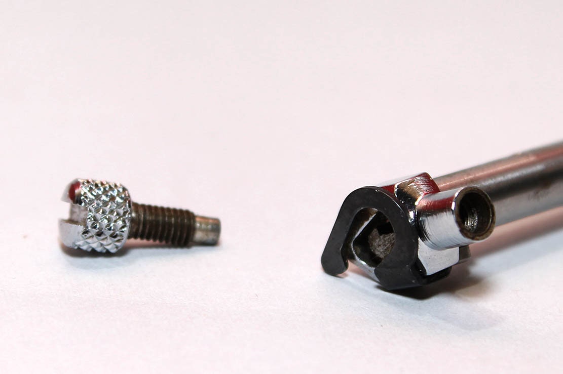 Husqvarna Viking 5540 Needle Bar, Needle Clamp With Screw. Original ...