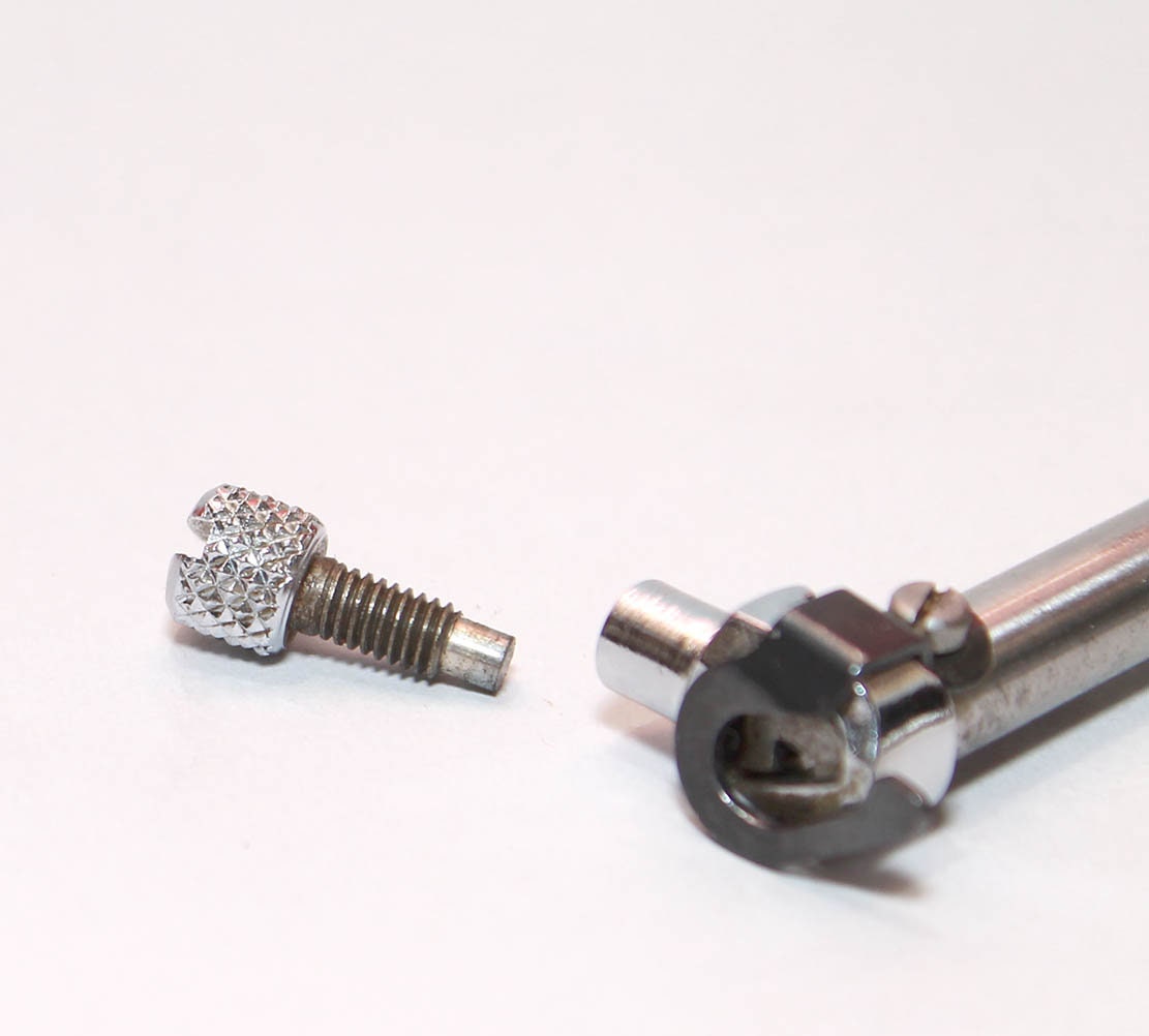 Husqvarna Viking 5540 Needle Bar, Needle Clamp With Screw. Original ...