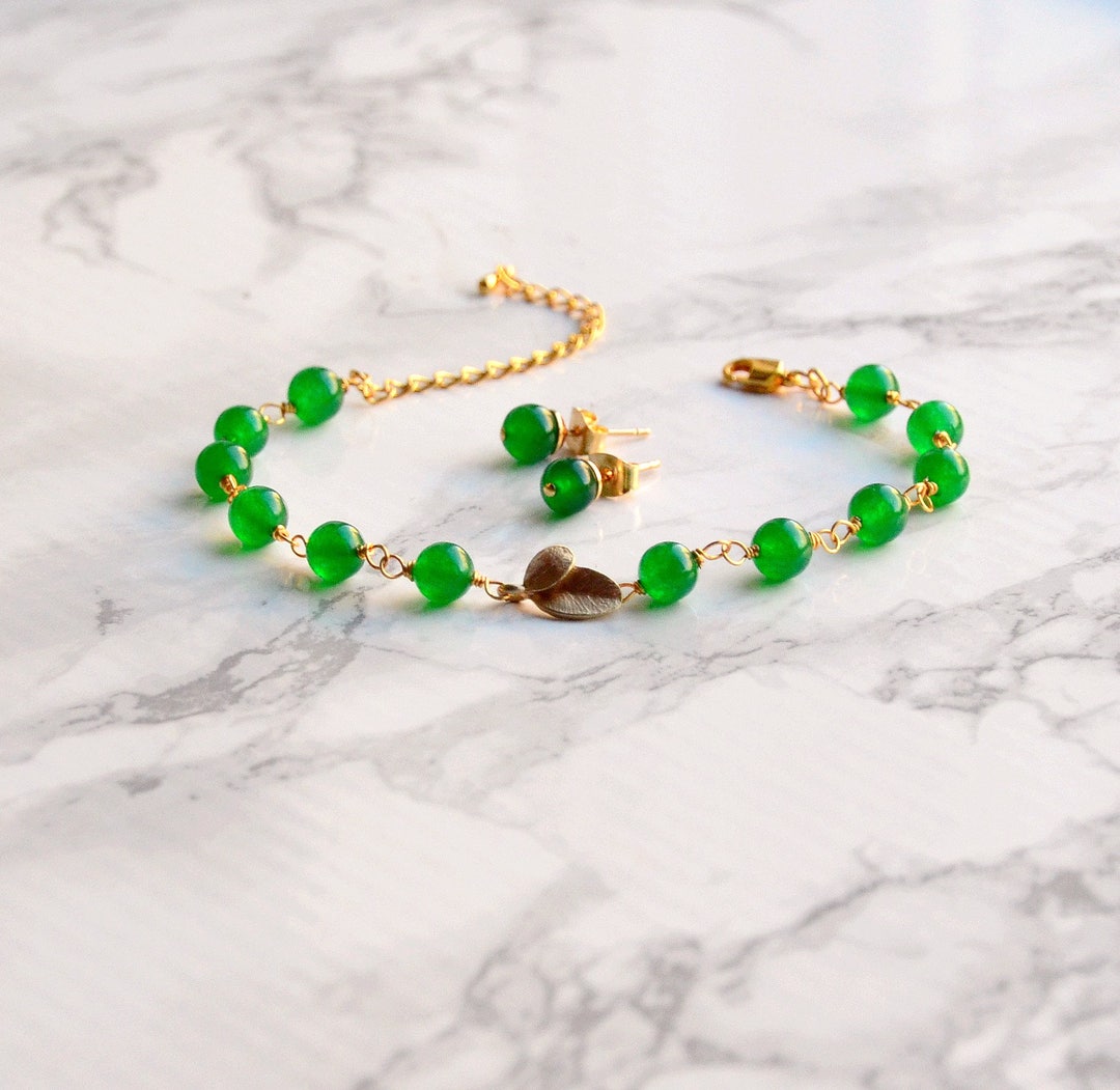 Green Jewelry, Gemstone Jewelry, Jewelry Set With Gems Studs and a ...