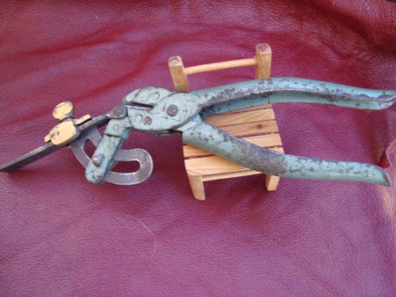 Antique Nippers Old Pliers Antique Blacksmith Tool Vintage Nipper ...