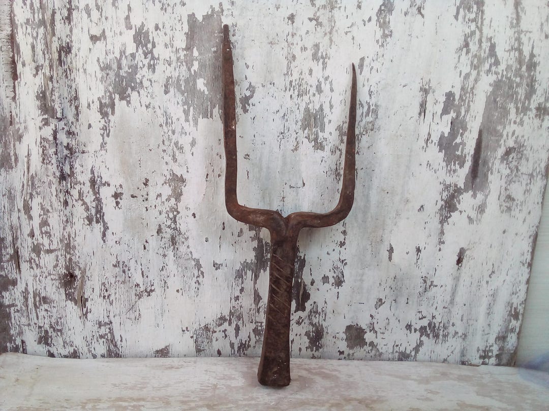 Antique Anvil, Hair Sharpening Tool, Vintage Primitive Tool, Serpical ...