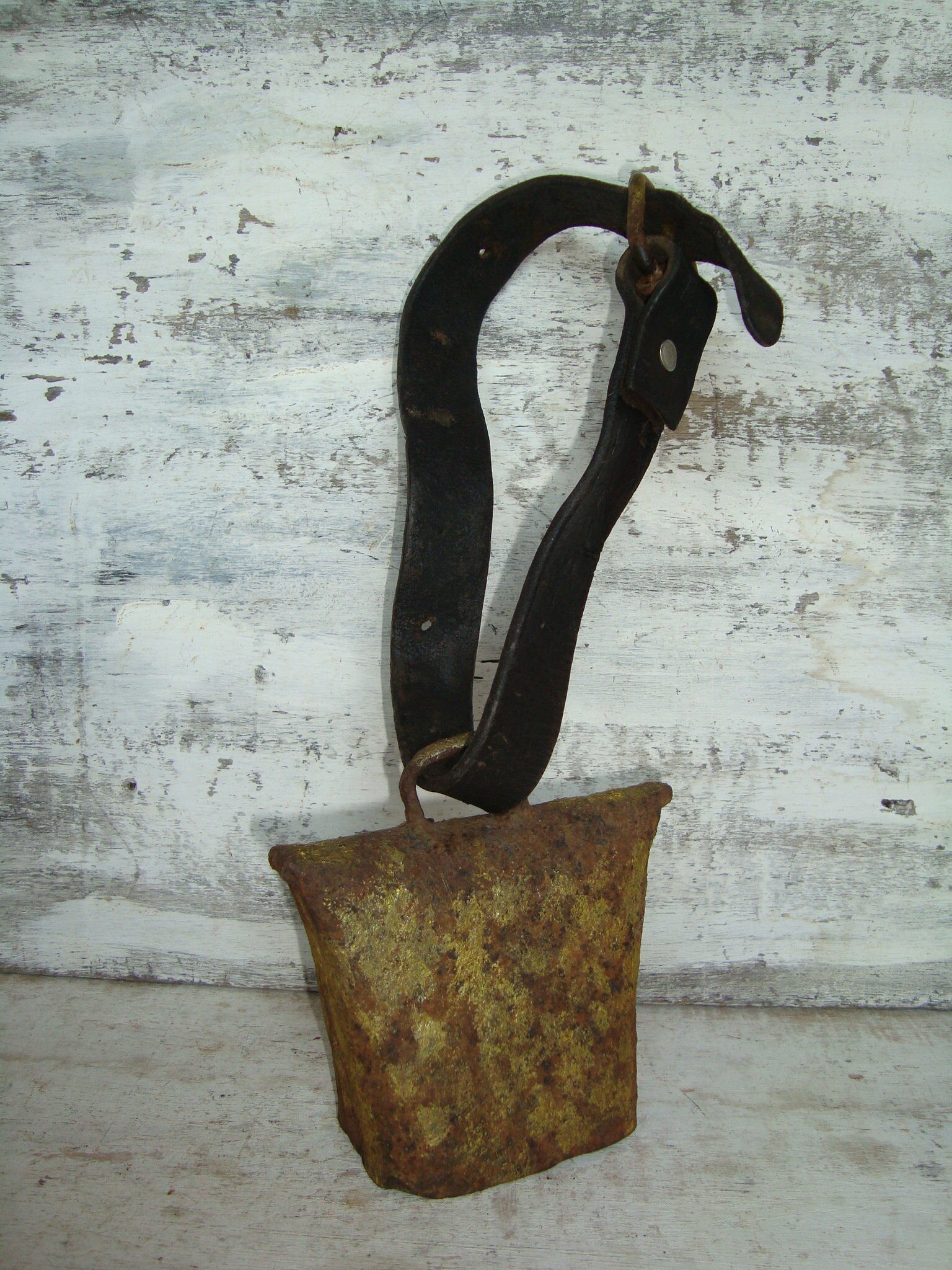 Vintage Cow Bell, Large Cow Bell With Strap, Handmade Primitive Bell ...