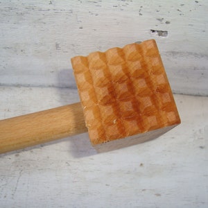 Vintage Wooden - Wood Hammer for Steaks - A Wooden Hammer for Meat ...