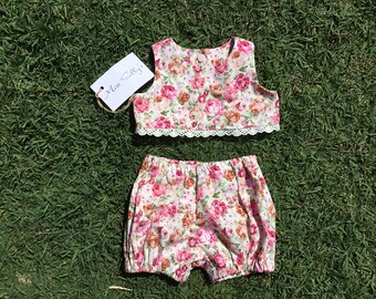 Items similar to Adorable girls shorts set. on Etsy