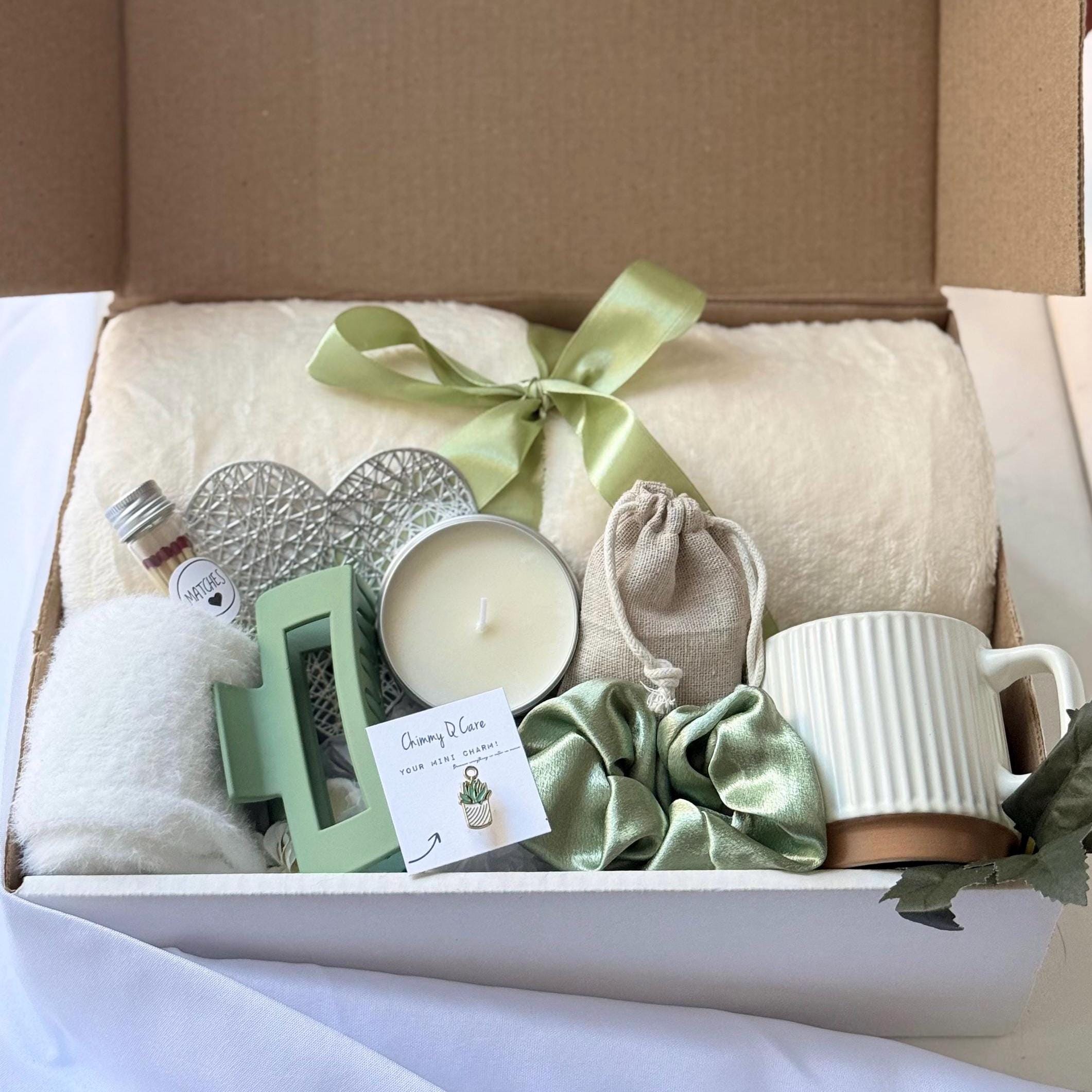 Classy Gift Basket for Women | Cozy Gift Box With Blanket | Mom Box ...